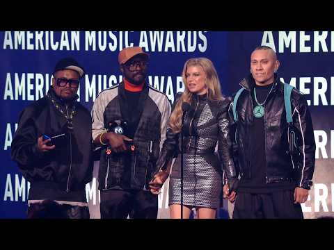 Black Eyed Peas Accept the Award for Best Throwback Song [52nd American Music Awards]