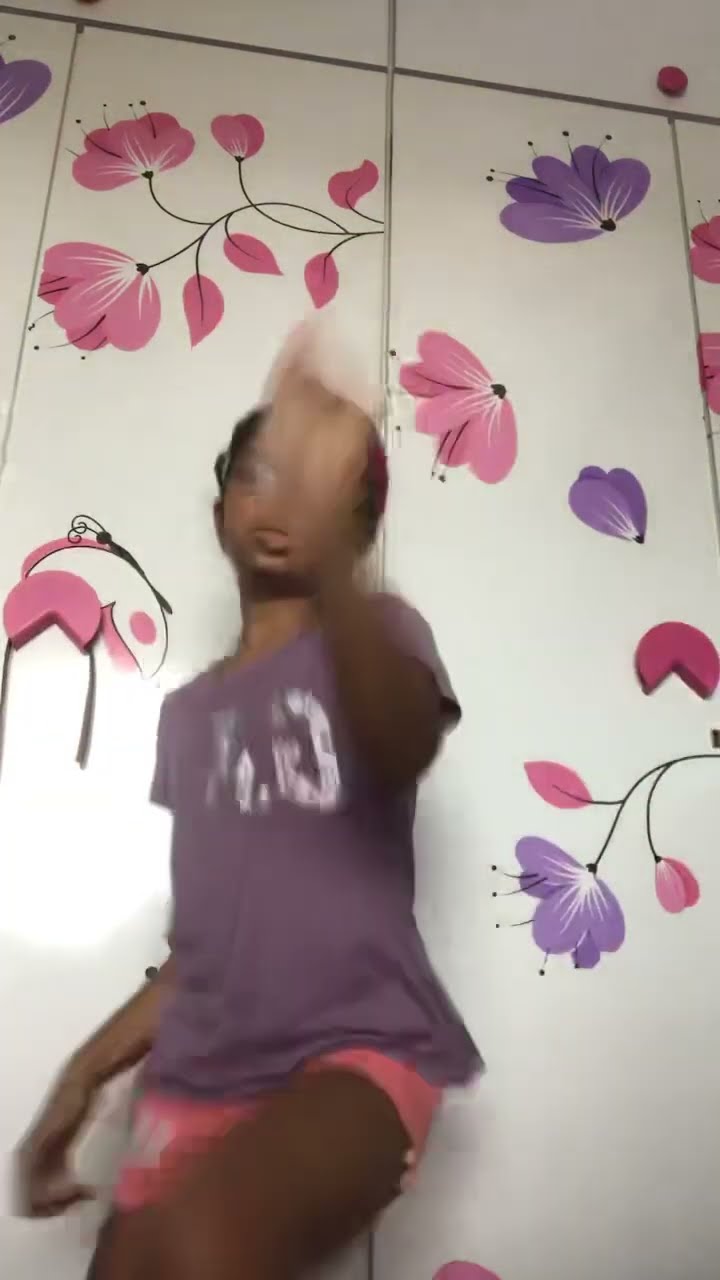 Apple dance - YouTube