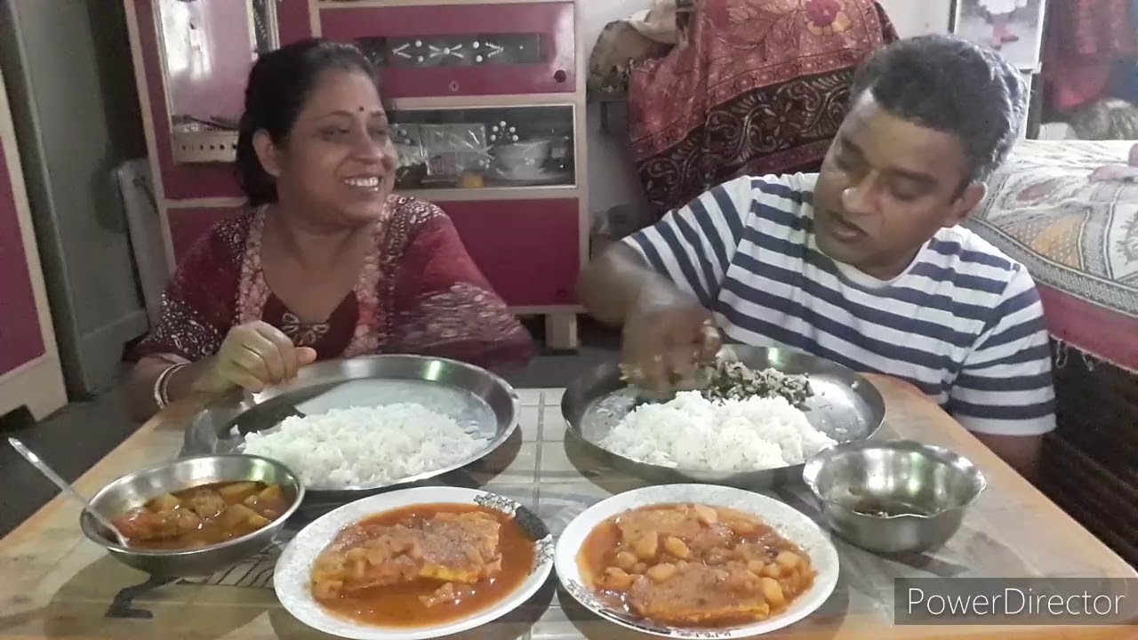 Eating show with Bhaat. uchche chochori.bora dea pepe alur curry. Dimer ...