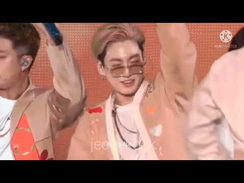 Jungkook 💜💜💜👑💜👑💜🥰🥰me tera boyfriend tu meri girlfriend