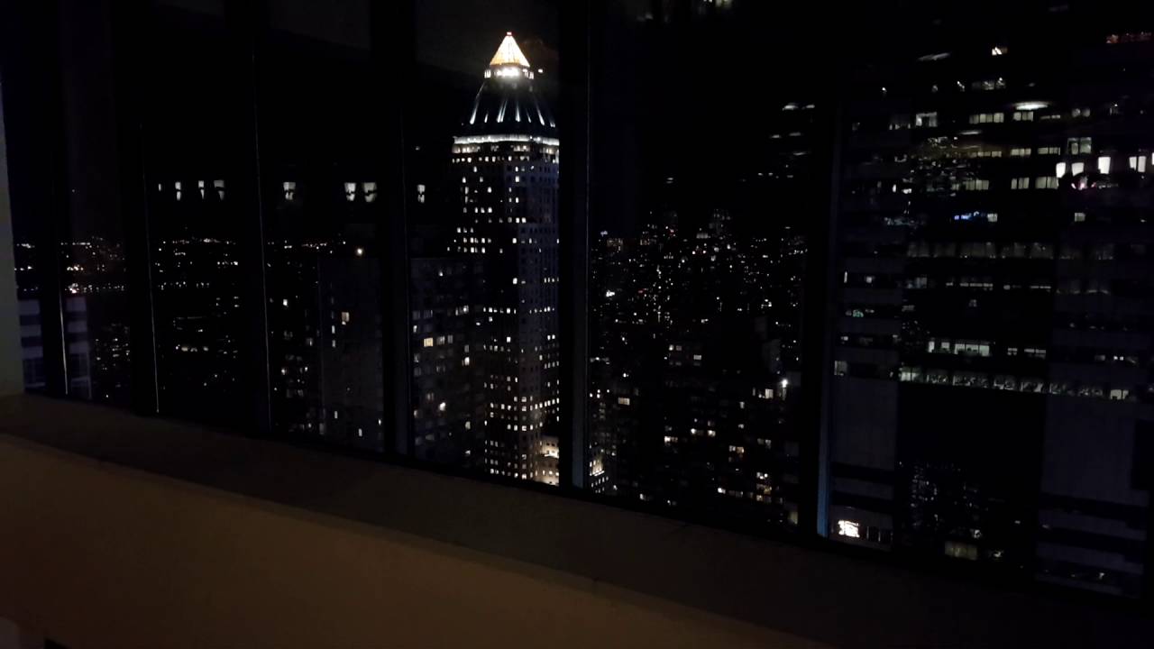 AWESOME NYC Rotating bar and restaurant - YouTube