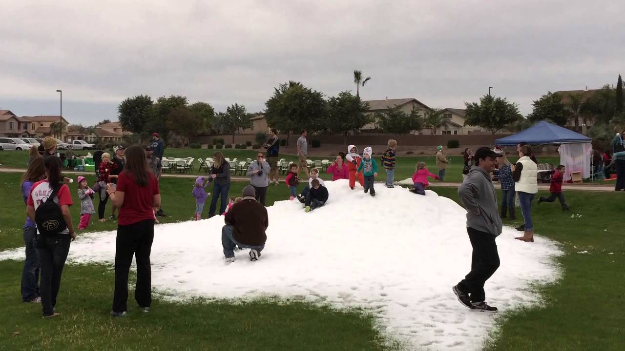 San Tan Ranch 2014 Winter Wonderland - YouTube