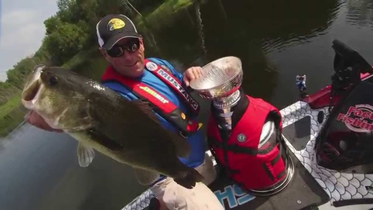 Dave Mercer Pumps a Largemouth Bass into The Stanley Cup - Facts of ...