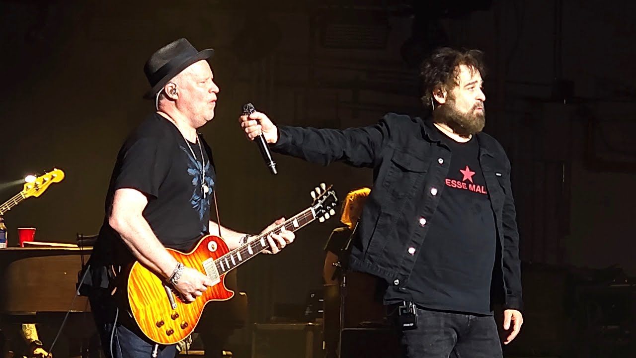 Counting Crows - Live | Hangingaround - PNC Bank Arts Center, Holmdel ...