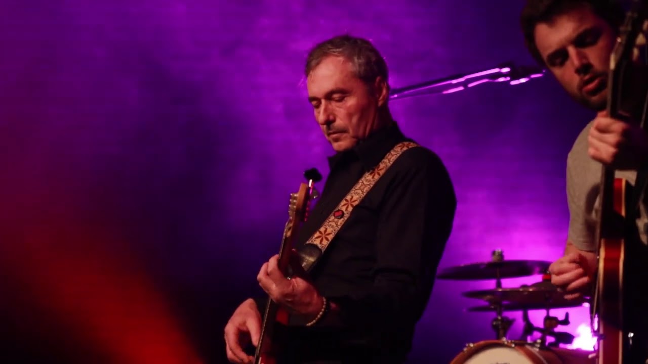 CHICKEN HEAD LIVE - YouTube