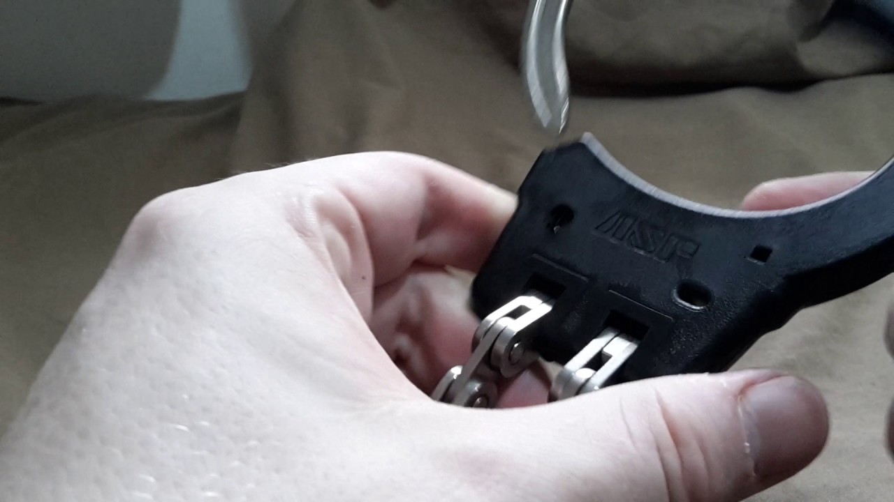 🚨🇺🇸 USA Police - ASP Hinged Handcuffs Model 200 NIJ Certified So smooth ...