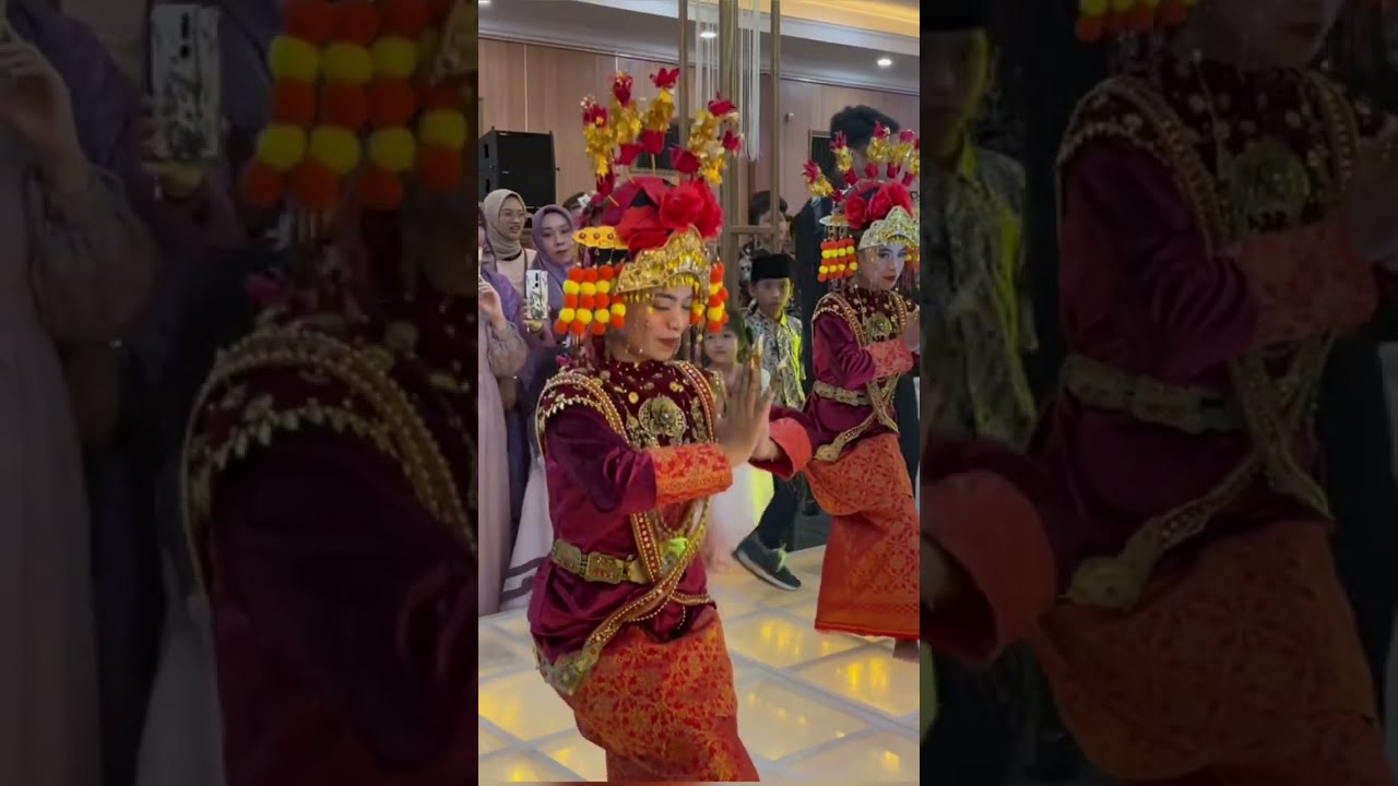Gending Sriwijaya, Video lengkap https://youtu.be/gD09c_xSNhE - YouTube