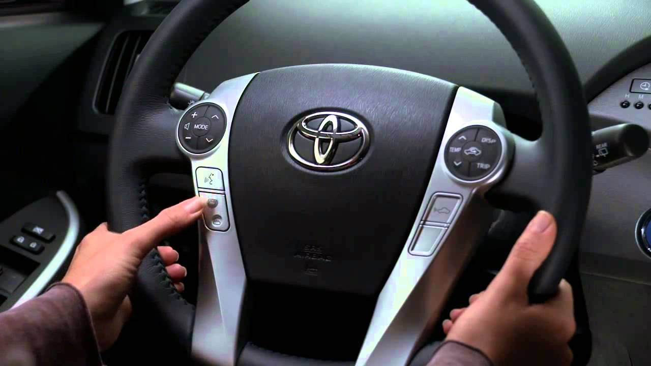 2012 Prius Steering Wheel Hands-Free Calling Controls - YouTube