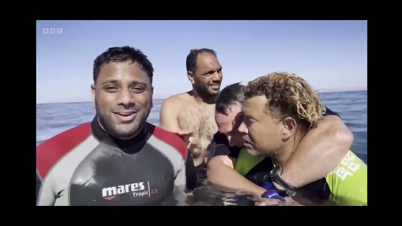 TheBlindJournalist: Disabled Scuba-diving Duo Set A World Record - YouTube