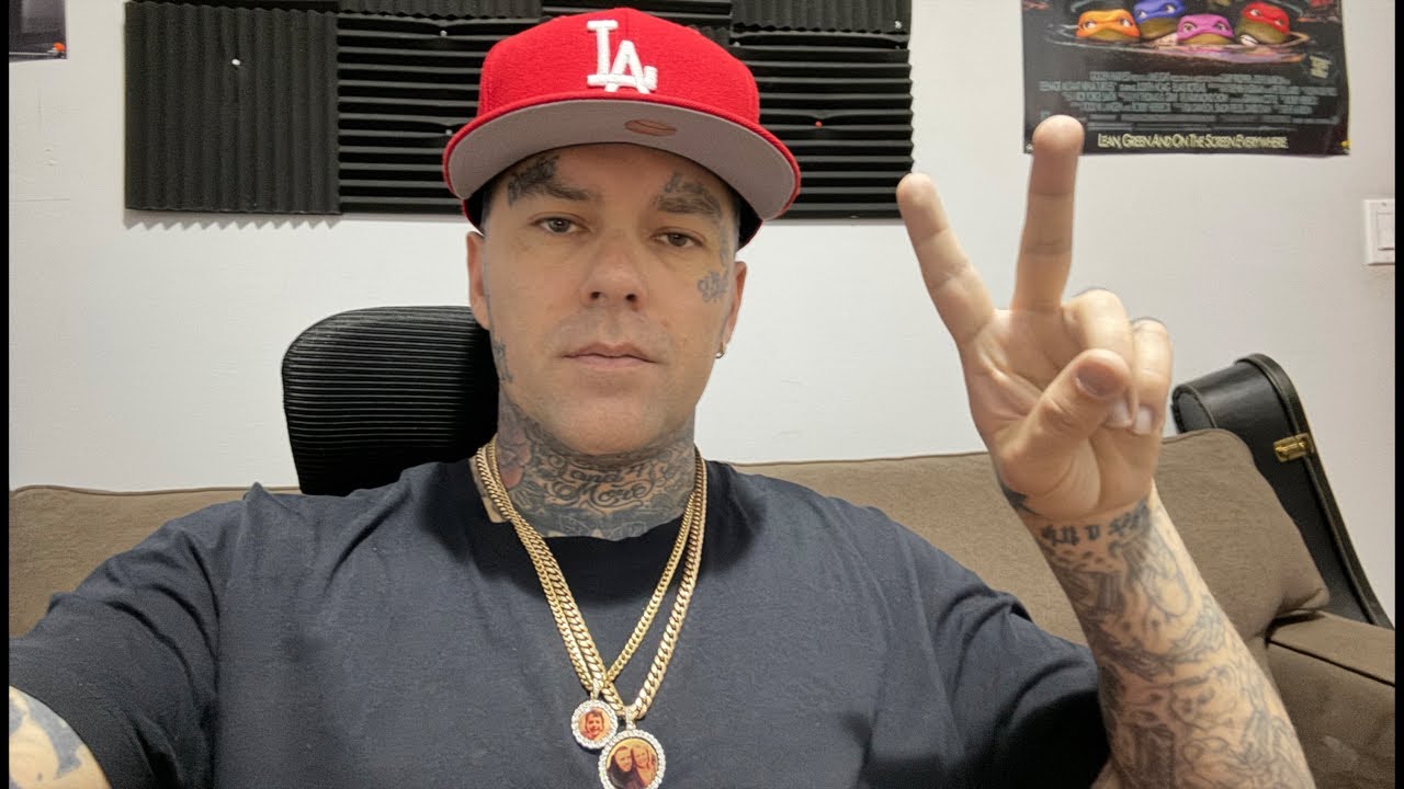 Prada West is live let’s make some music! - YouTube