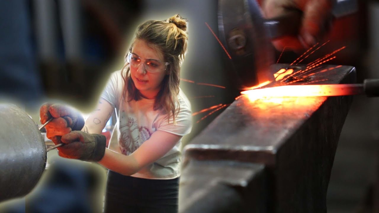 Mold Metal In This Blacksmithing Class - YouTube