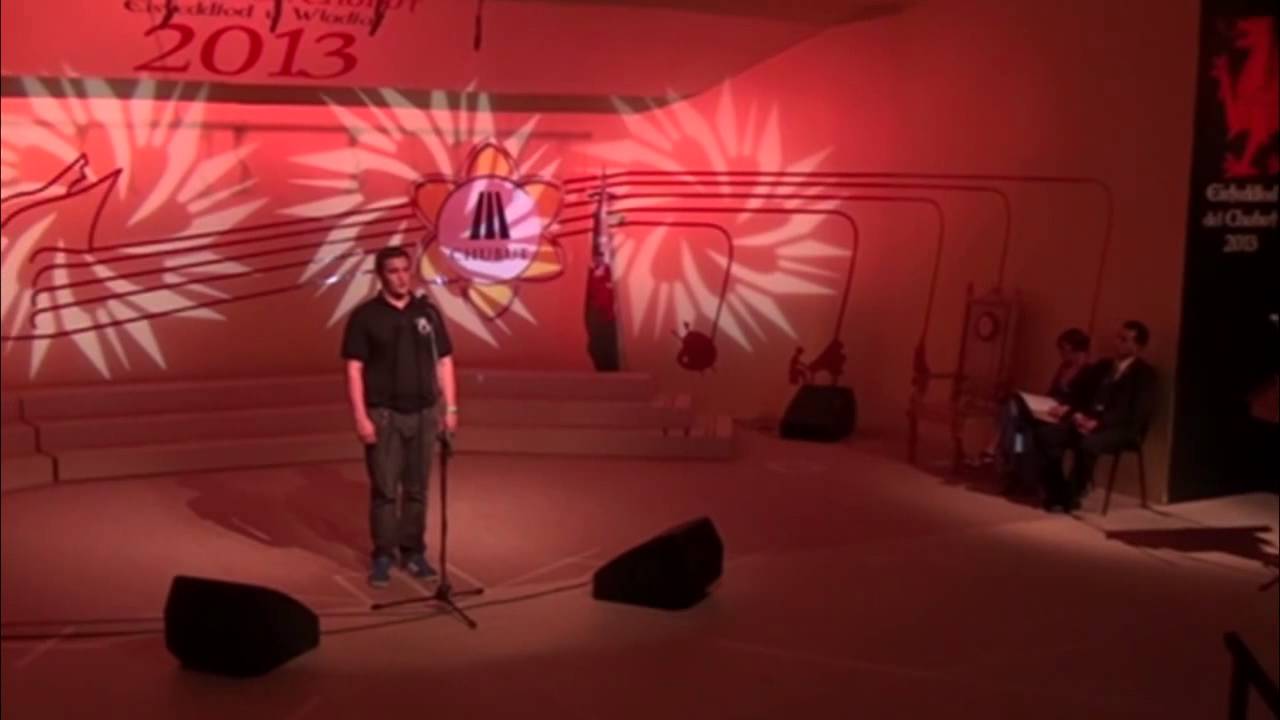 [CH2013043] Unawd Cân Ysgafn - Steffan Lloyd Owen - YouTube