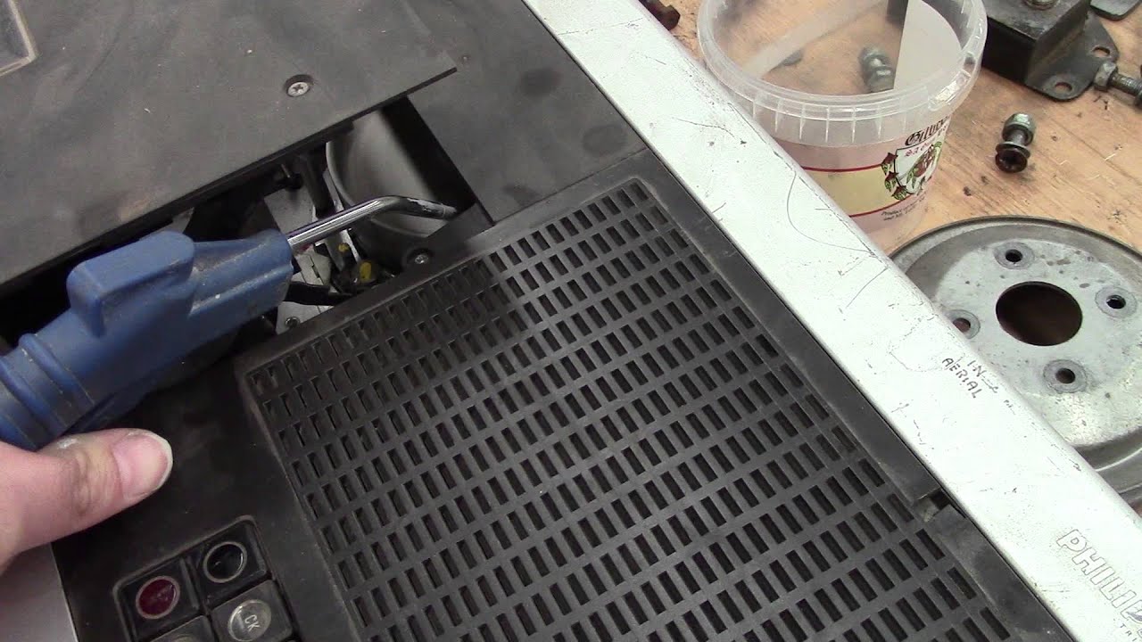 1972 Philips N1500 VCR format video recorder - YouTube