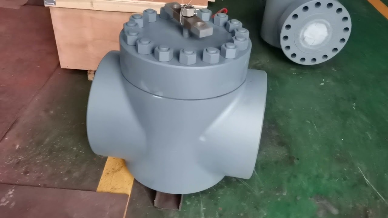 API 6A equipment studded end connection check valve 7-1/16" 15000PSI ...