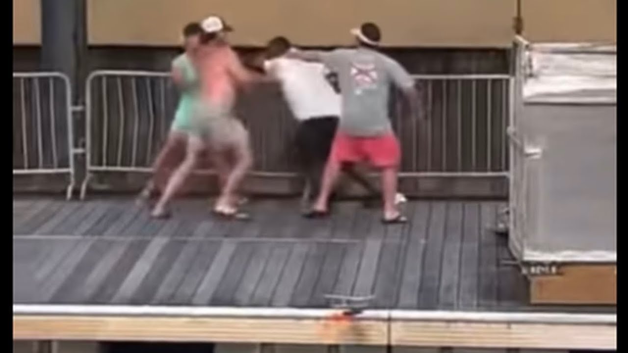 Montgomery, Alabama Riverfront brawl /FULL Video - YouTube