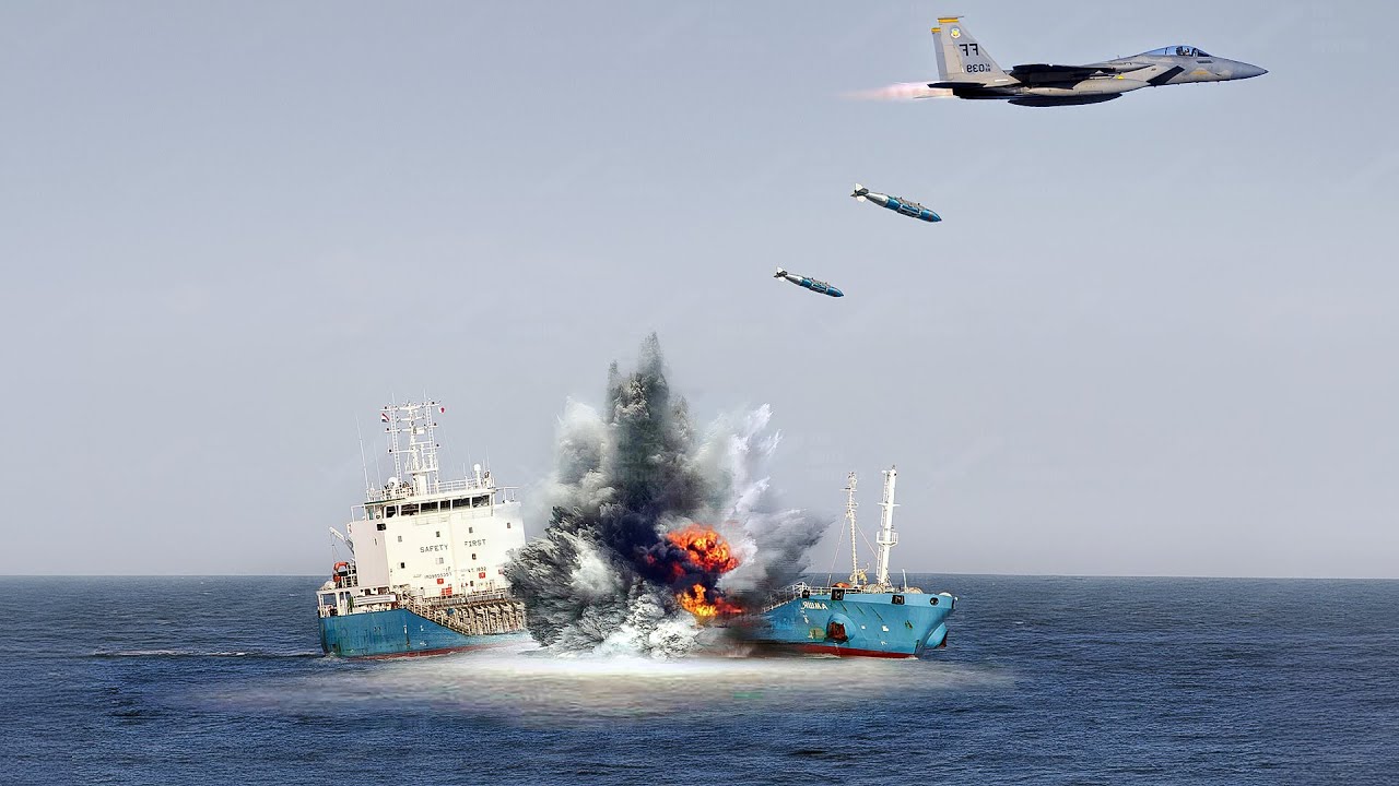 Skilled US Fighter Jet Pilot Drops Scary Bombs & Sinks Massive Ship at ...