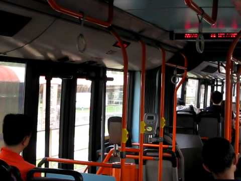 SMRT Buses Habit Door Closing Trouble - YouTube