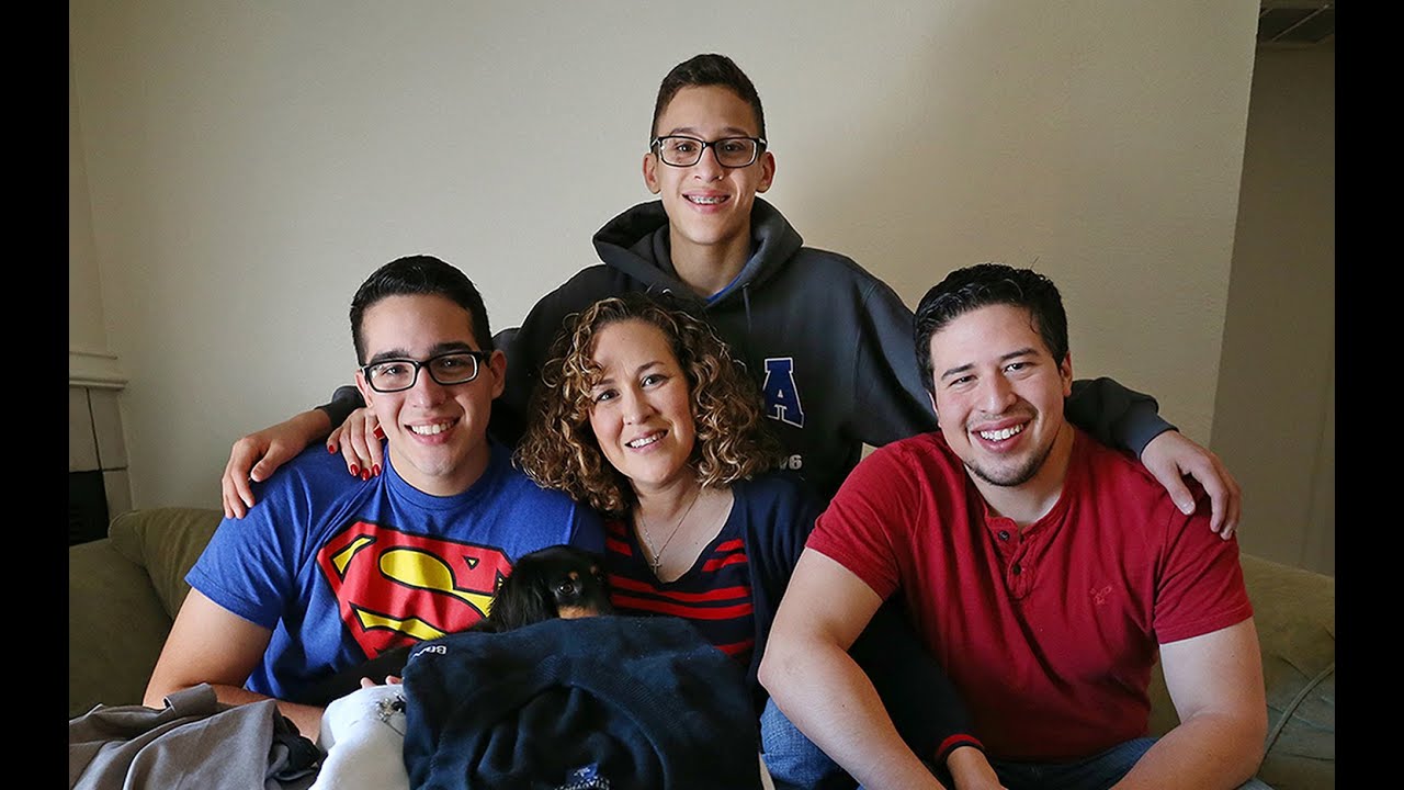 True Christmas Spirit In The Hearts Of The Garza Family - YouTube