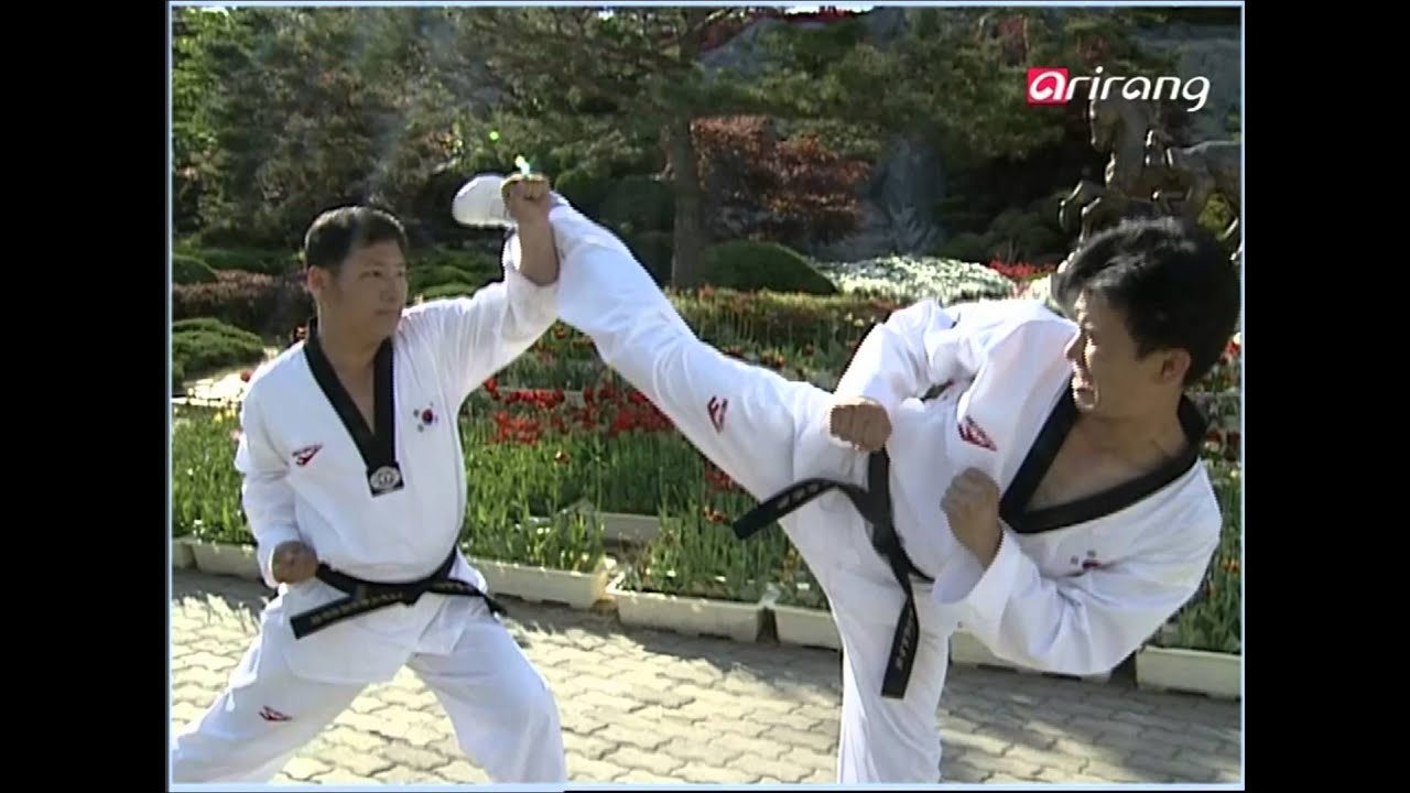 Taekwondo Step by Step Ep021 Olgul bakkat-makki 얼굴바깥막기 Anpalmok Olgul ...