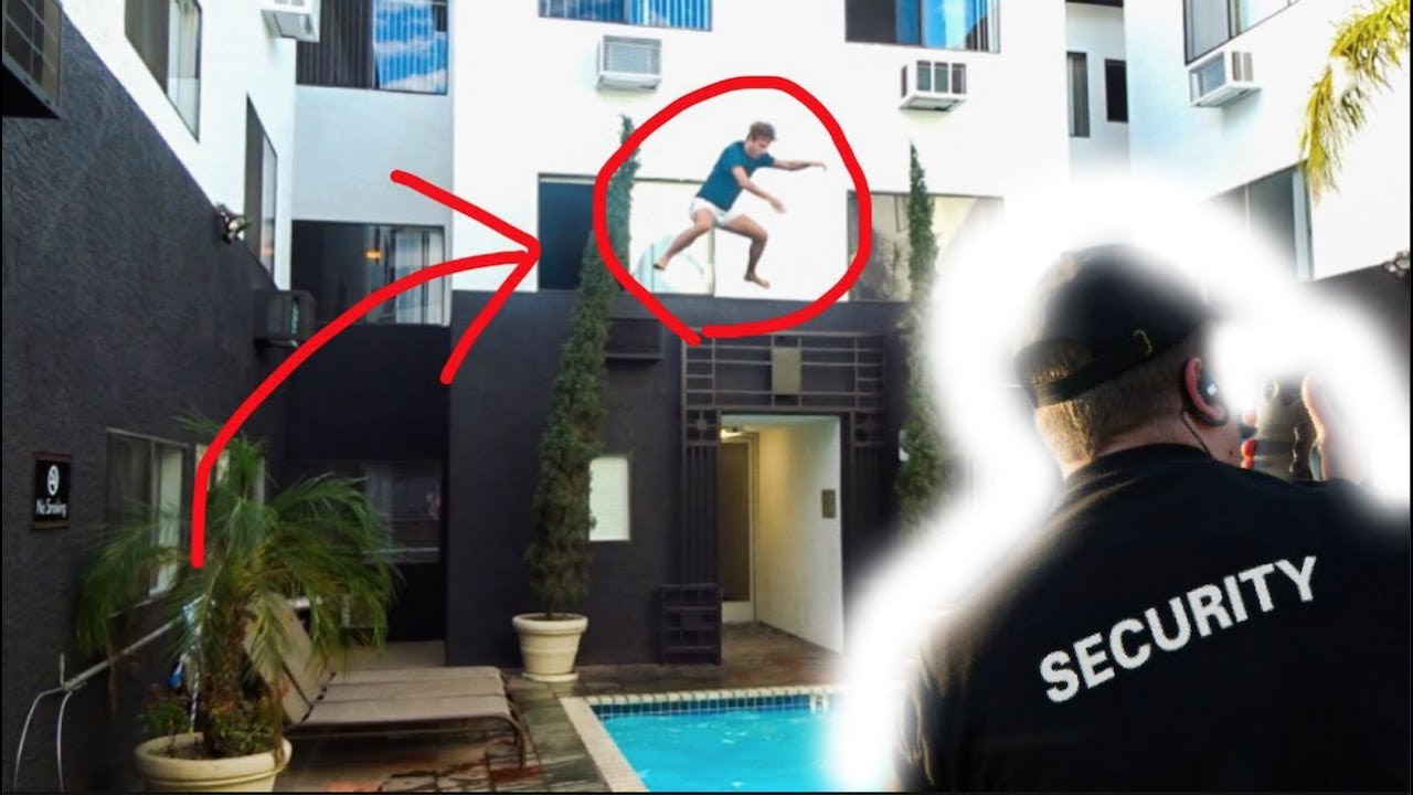 ESCAPING THE SECURITY!!! (HIDE AND SEEK) - YouTube