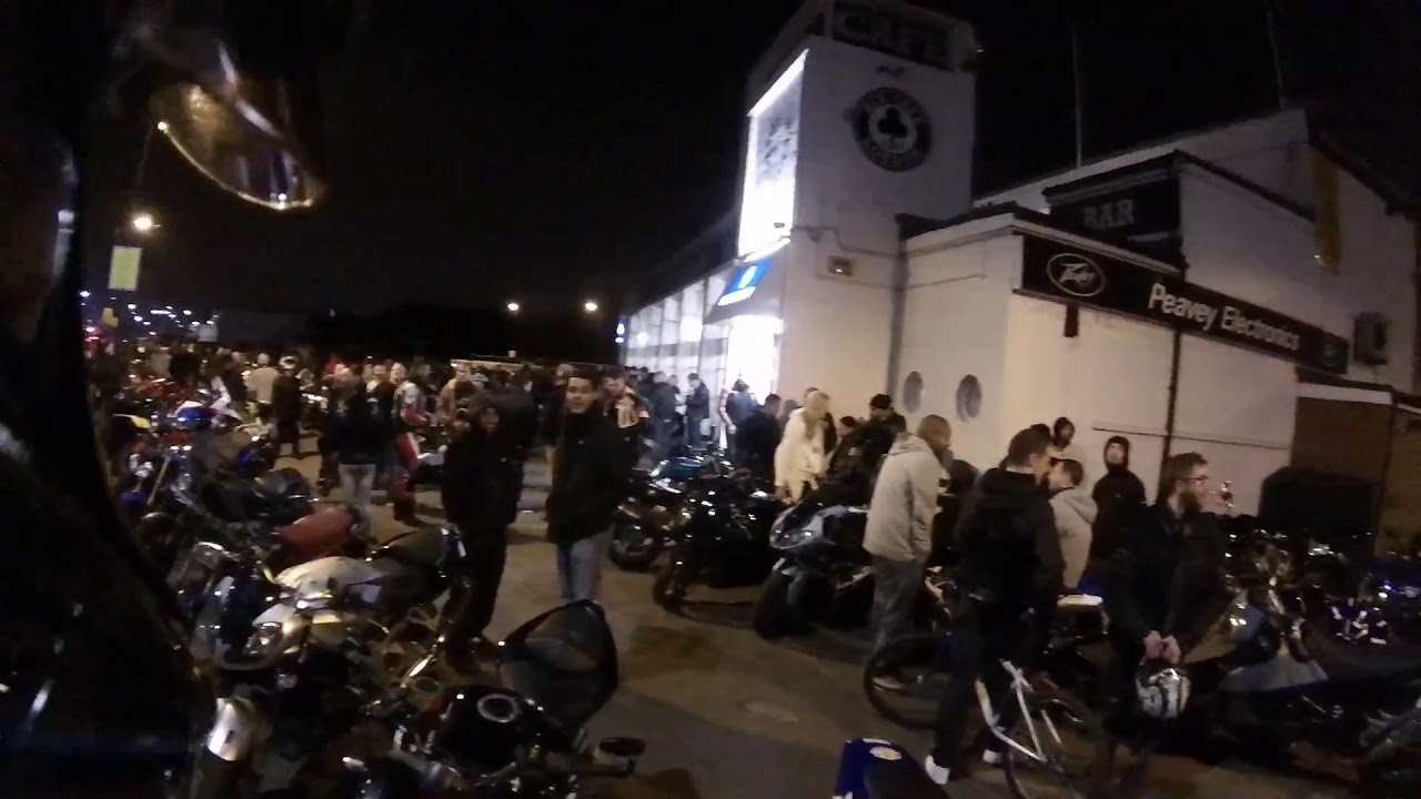 Ace Cafe Bike Night + Bandit O.C - YouTube