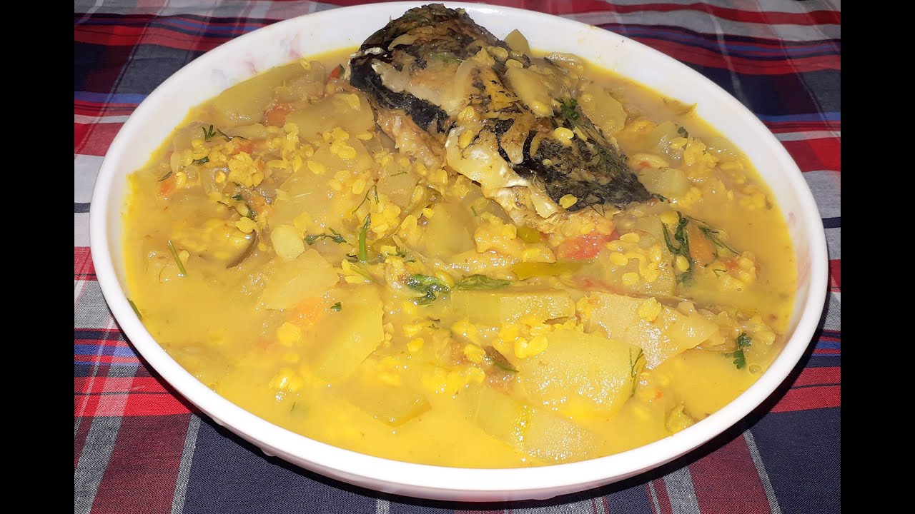 মুগ ডাল দিয়ে লাউ ঘন্ট | Moong Dal Diye Lau Ghonto | Bengali Spicy ...