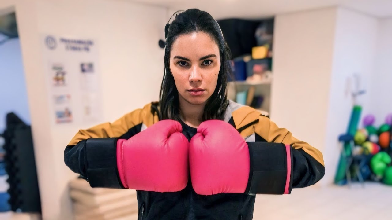 Girl Boxing Training Workout - YouTube