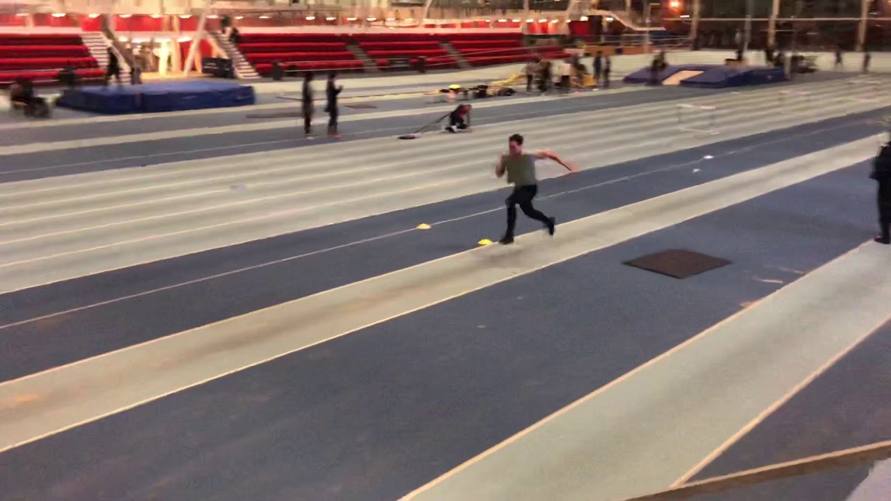 Long Jump off short run-up (6.10m in Flats) - YouTube