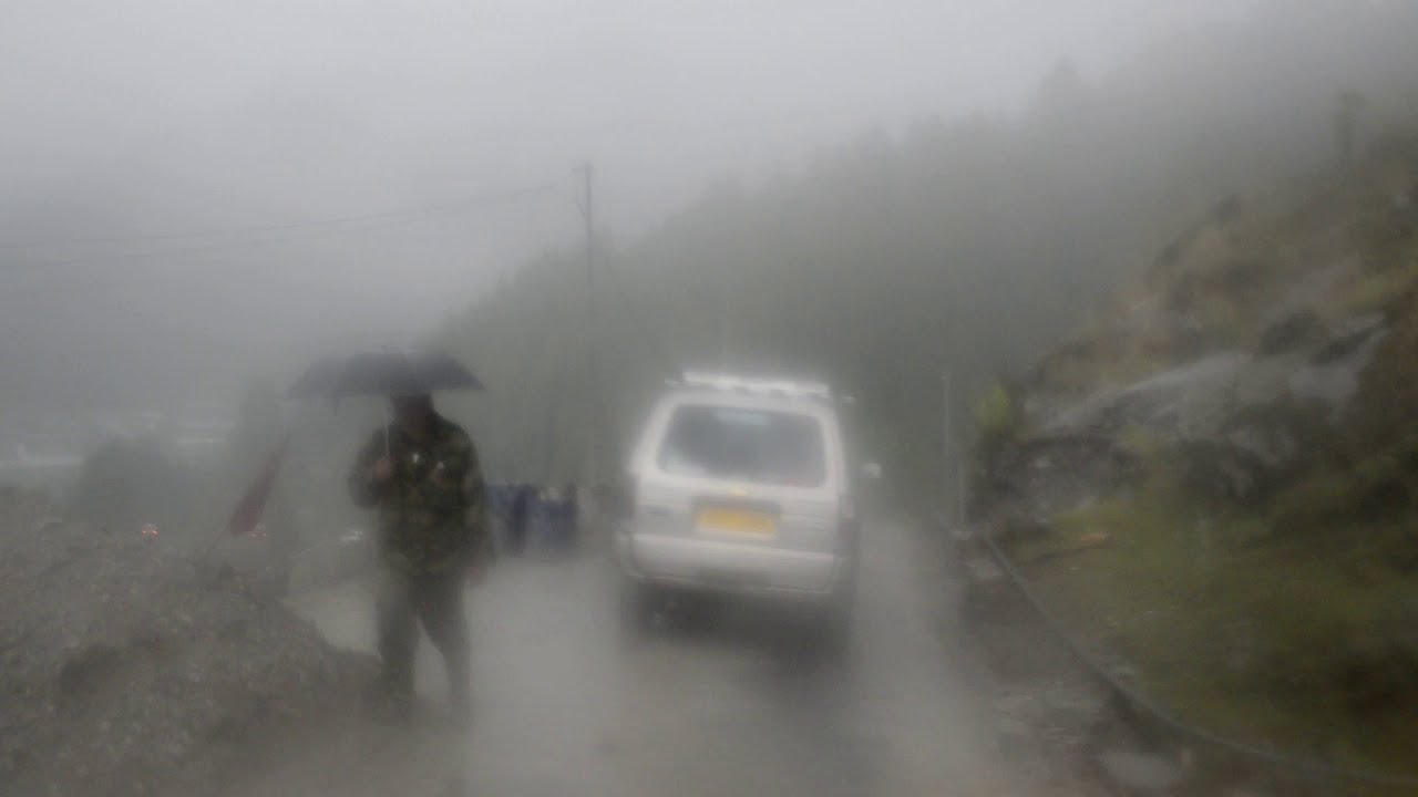 Dangerous Ice Rain in Sikkim made journey highly risky - YouTube