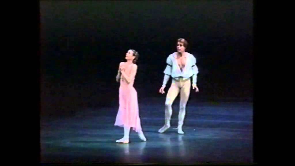 ALEXANDRA RADIUS & FRED BERLIPS Romeo and Julia - YouTube