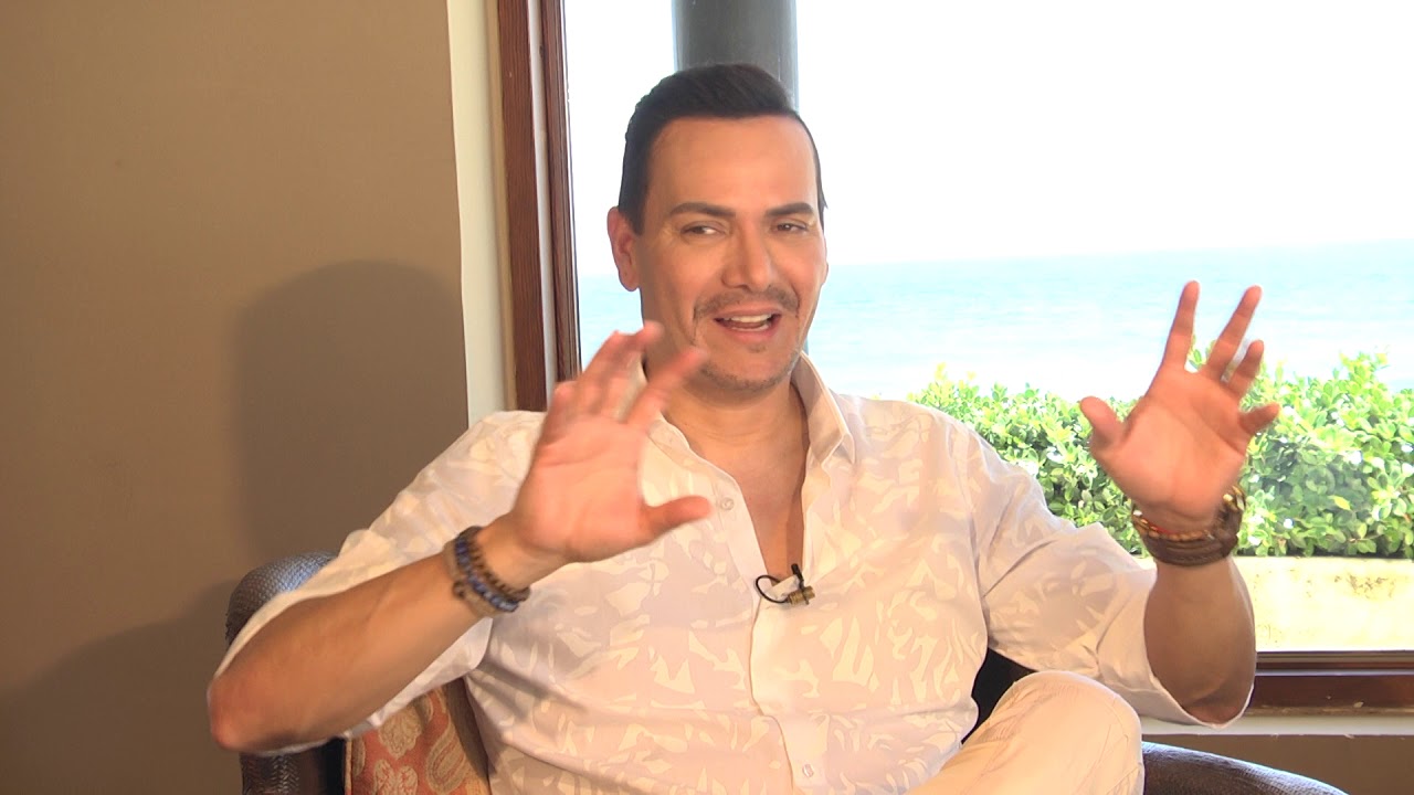 Victor Manuelle Entrevista Exclusiva por Moisés Salcé 25/7 - YouTube