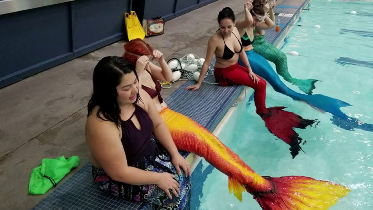 Seattle Mermaids New Years 2018 Meet - YouTube