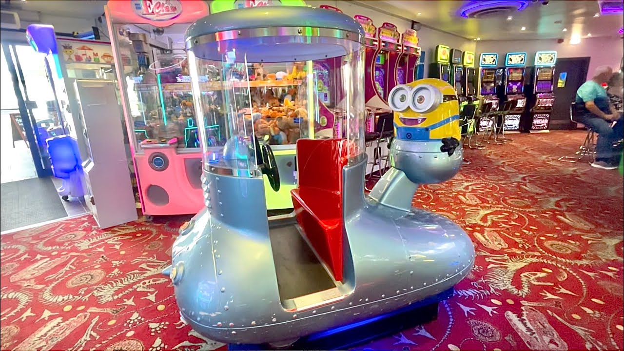 Jolly Roger Despicable Me Minion Mobile Coin Operated Kiddie Ride - YouTube