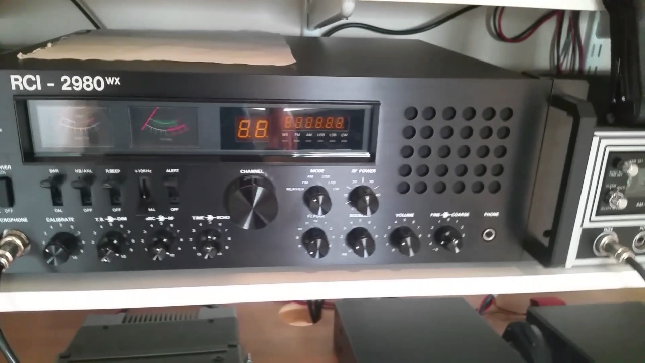 Ham Radio Shack M0MTV - YouTube