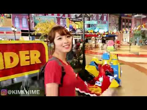 MAU LIAT KIMI HIME BERENANG?......