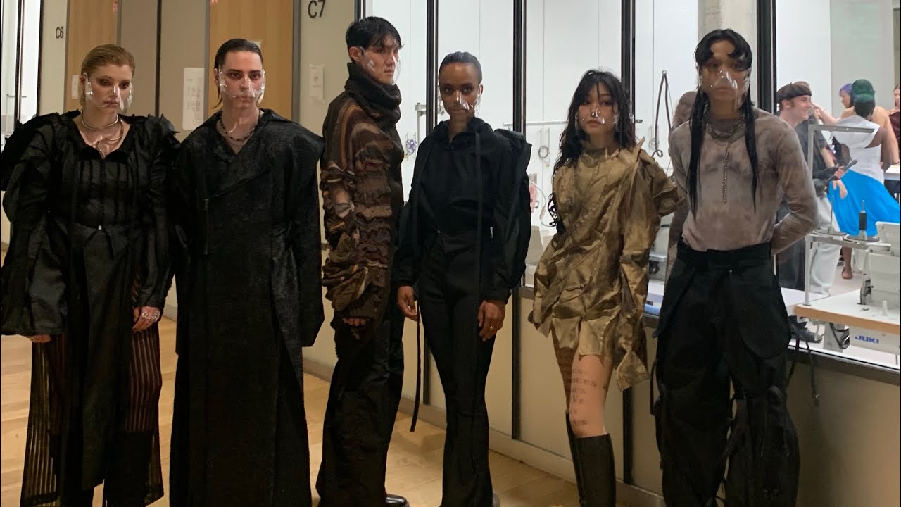 IFM PARIS FASHION SHOW - YouTube