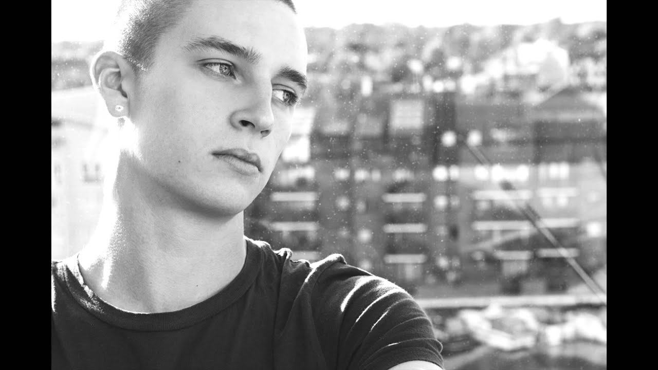 JOE DUTTON - LATE NIGHT - YouTube