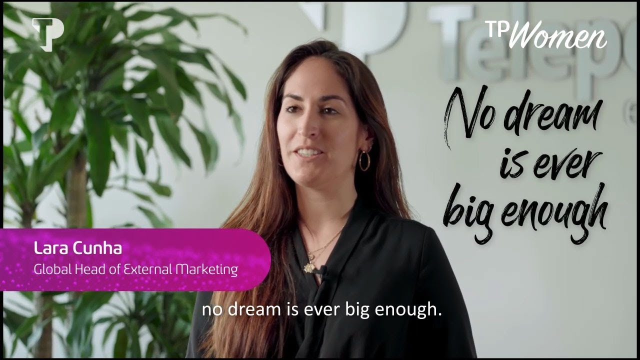 Women Leading Change | What would you tell your younger self? | Lara Cunha - YouTube