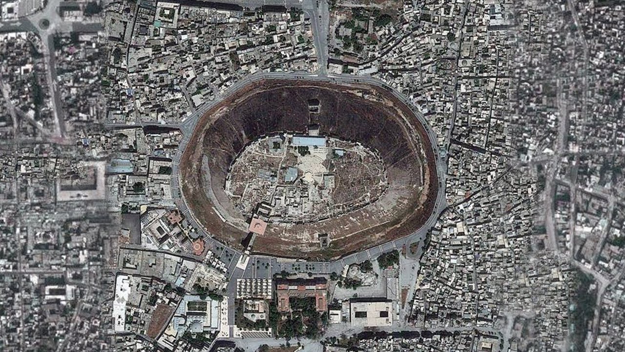 Mysterious things found in google earth, Mysterious google map images ...