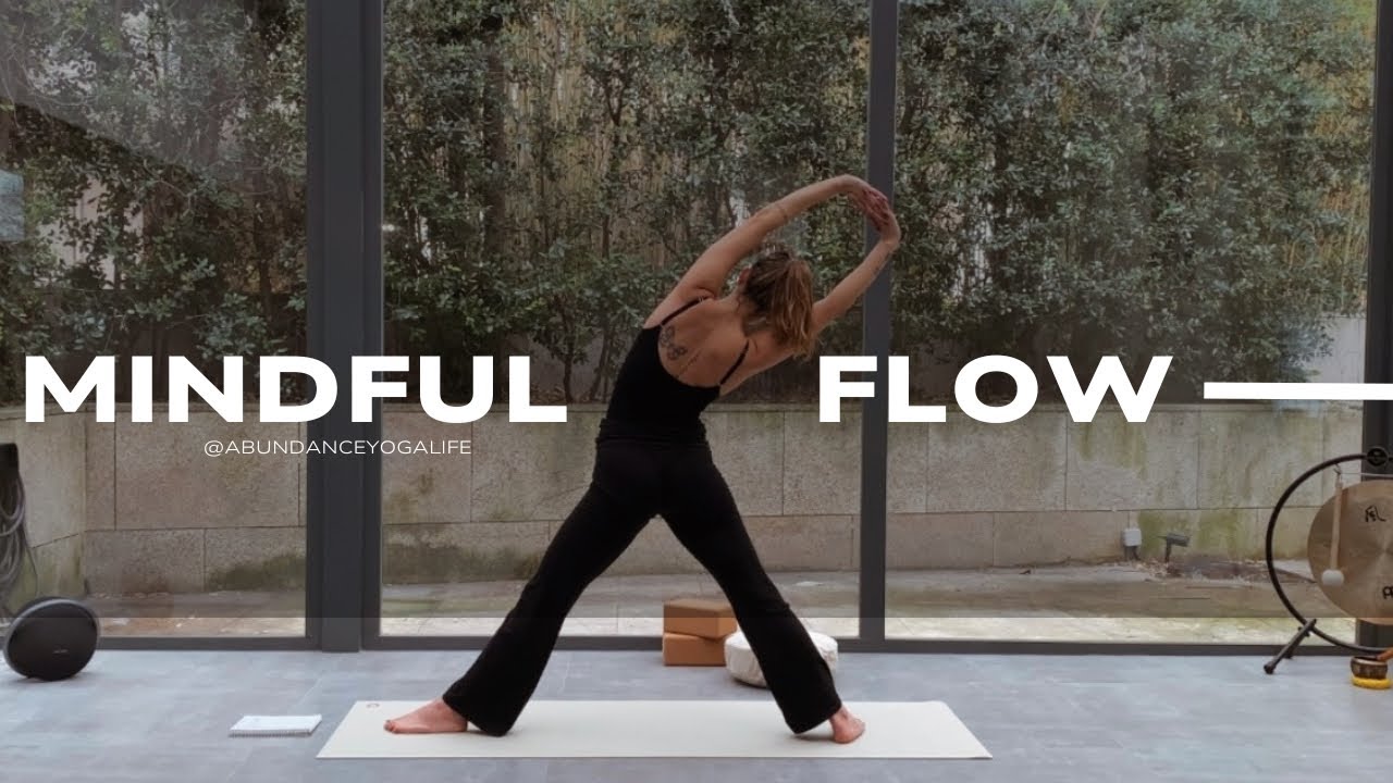 30 min Yoga: Mindful Yoga Flow for Strength, Flexibility & Relaxation ...