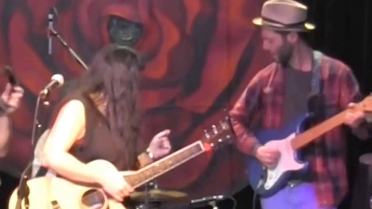 Chava Mirel and Eli Rosenblatt - YouTube