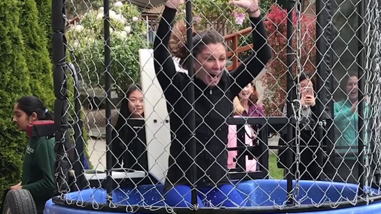 funny dunk tank homage - YouTube