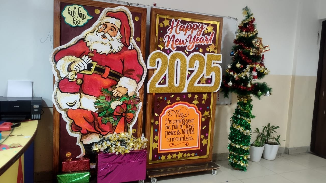 New Year Decoration Idea , bulletin boards for new year, 2025 bulletin ...