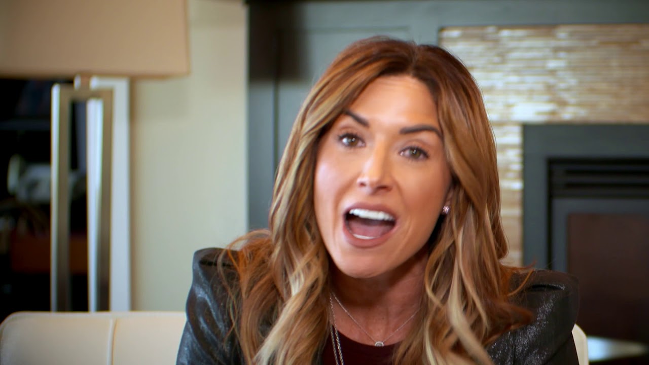 Watch as Edmonton's celebrity influencer Carrie Doll talks SCT and her ...