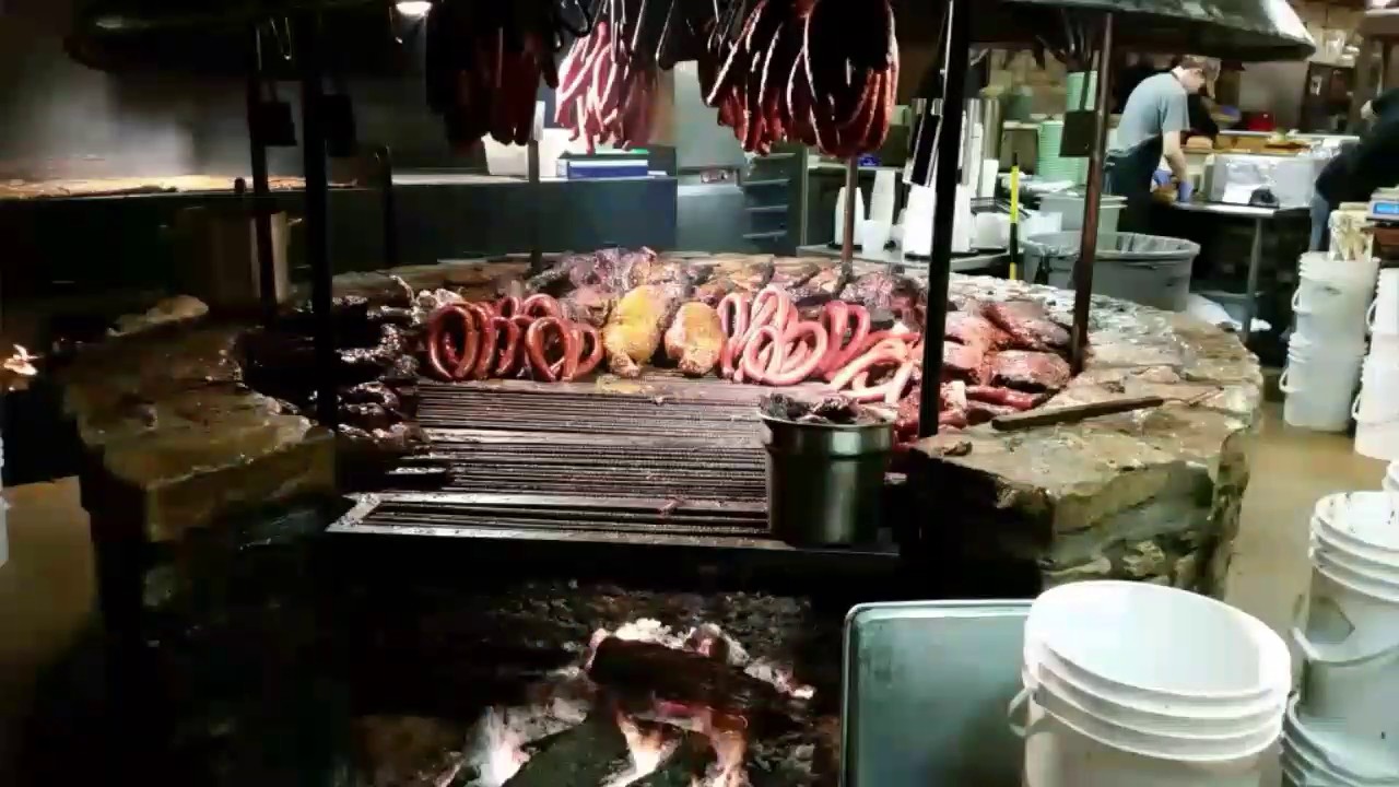 Quick look at the world famous or at least Texas famous Salt Lick BBQ ...