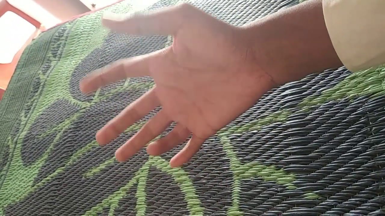 six fingers on hand || magic 🤡 trick tutorial - YouTube