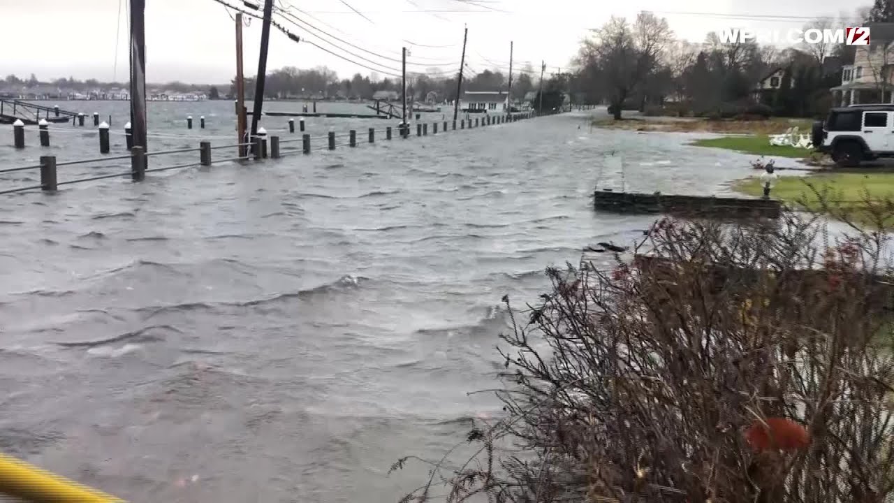 VIDEO NOW: Flooding in Barrington, Warren - YouTube