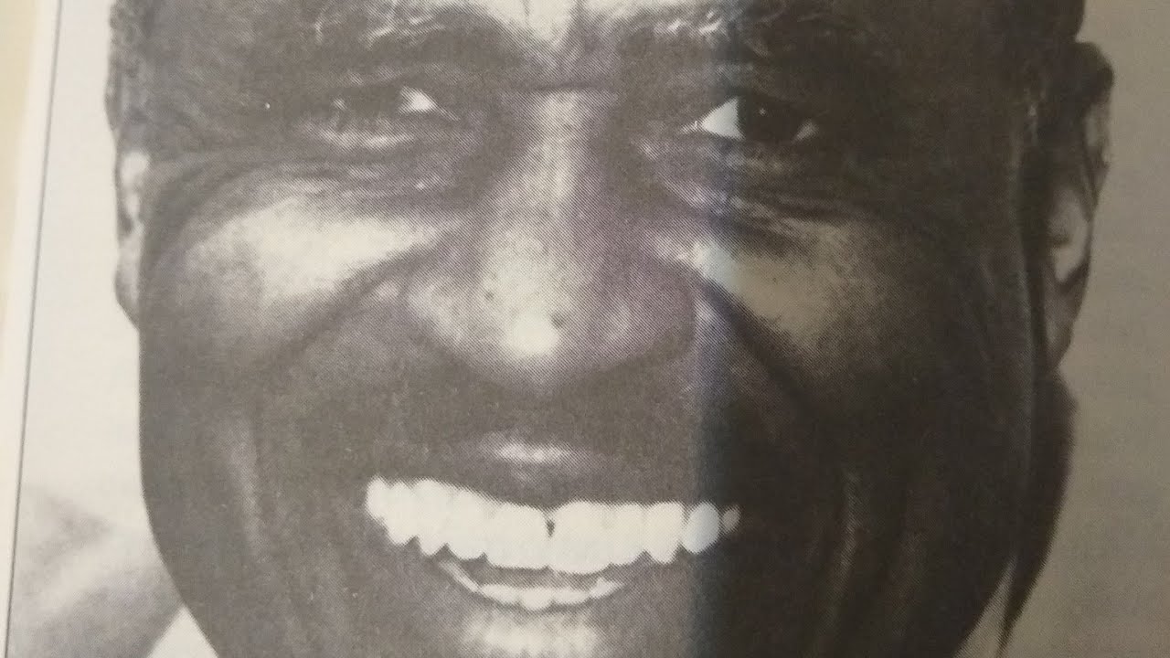 Eddie Robinson 1919-2007 - YouTube