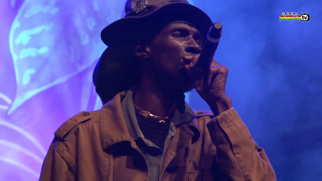 MIDNITE's singer VAUGHN BENJAMIN performs LOVE THE LIFE YOU LIVE live ...