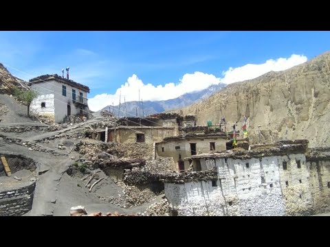 Lubra Village of Lower Mustang Nepal - YouTube